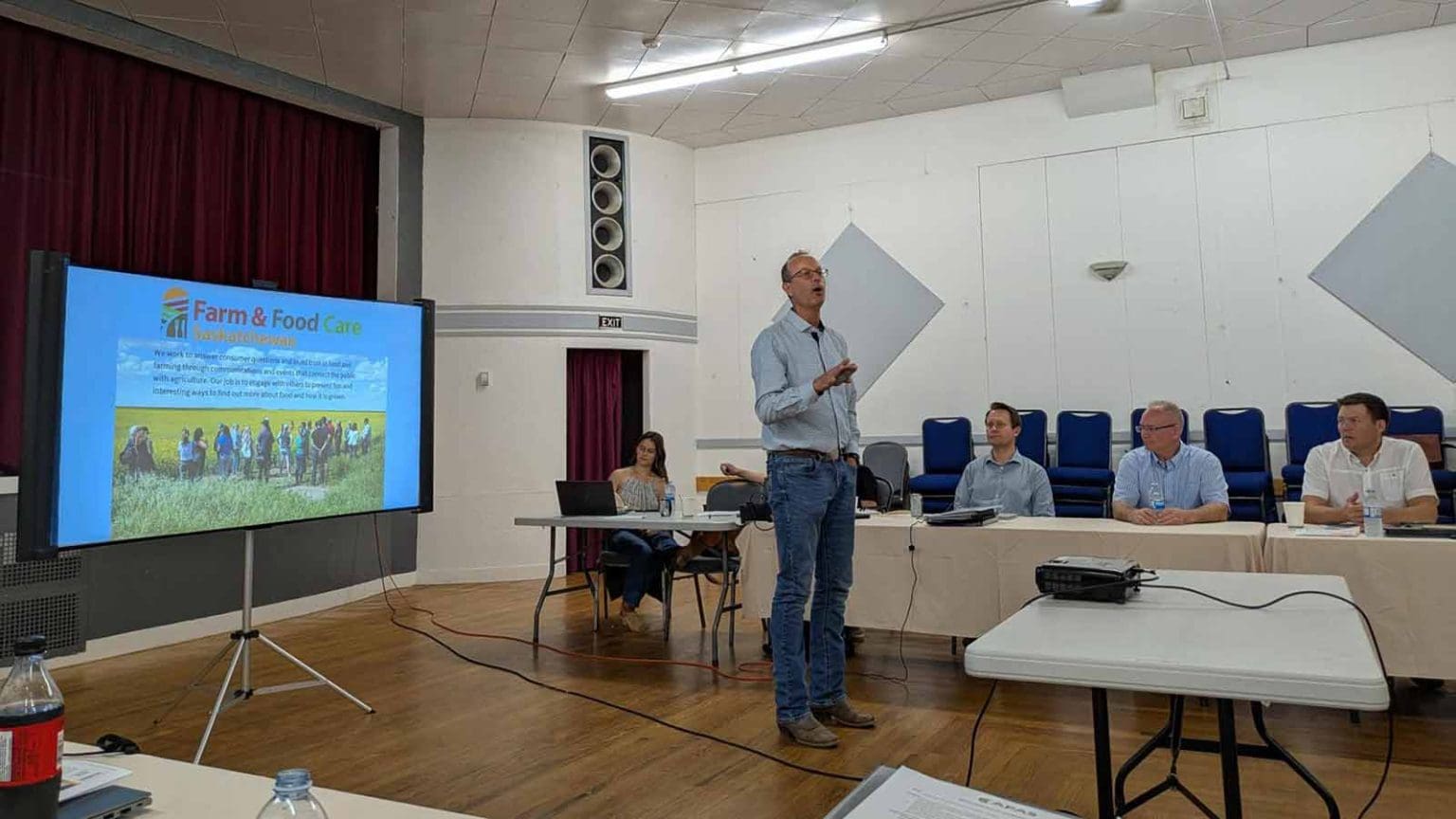FFC SK and CFF staff meet with APAS Board of Directors - Farm & Food ...